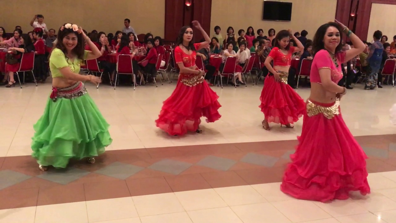 show bellydance Sinta Ria (LILING FITNES CANTER) resto Ria medan sumut ...