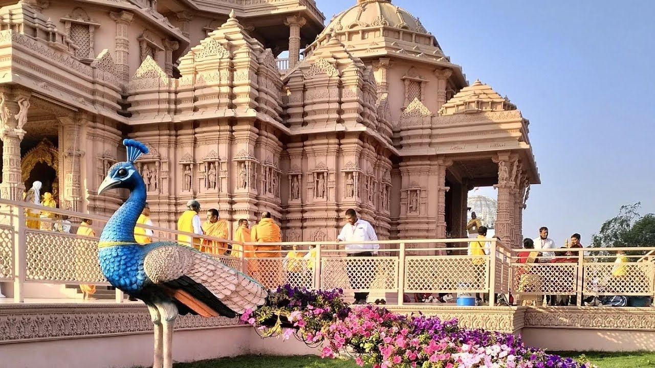 Satabadi mahotsav | Premukhswami mandir amdavad | River Font | Kakariya ...