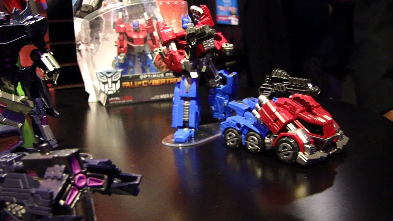 Transformers Fall of Cybertron Figures - Toy Fair 2012 - YouTube