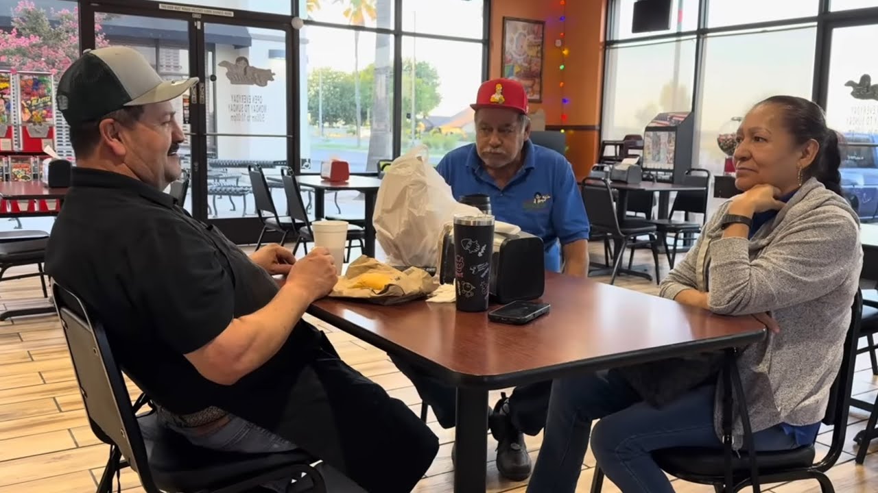 YA LLEGO EL DON AVER QUE CUENTAS LE DA JOSE DE SUS CHIVAS Y GALLINAS ...