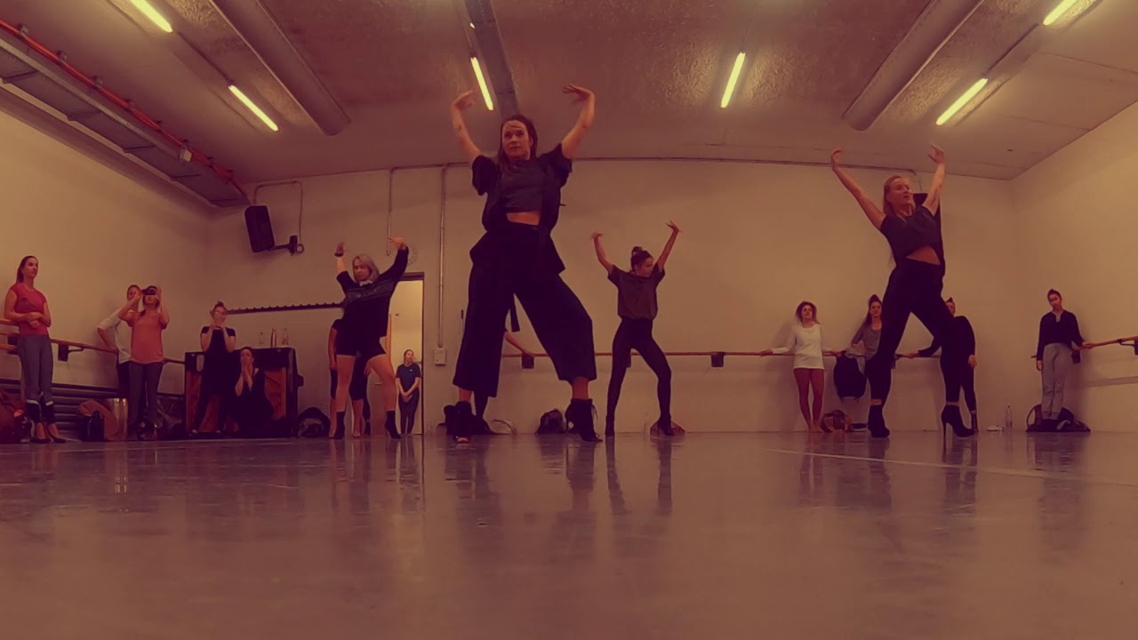 Teaching Heels Class - YouTube