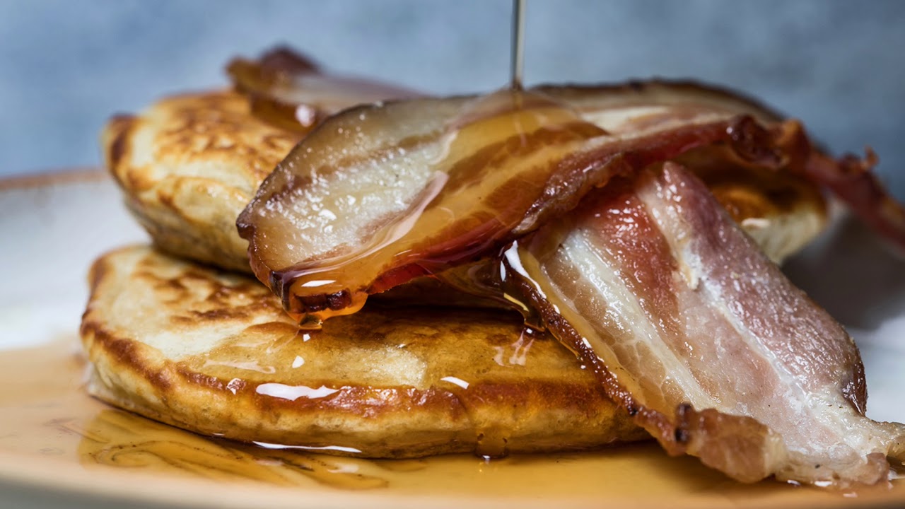 Pancakes, Bacon & Maple Syrup - YouTube