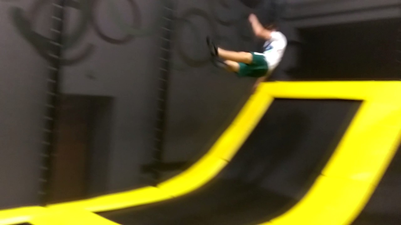 TRAMPOLINE WOOP! LJUBLJANA - YouTube