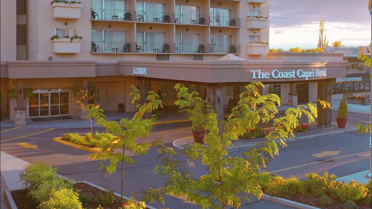 Coast Capri Hotel, Kelowna (BC), Canada - YouTube