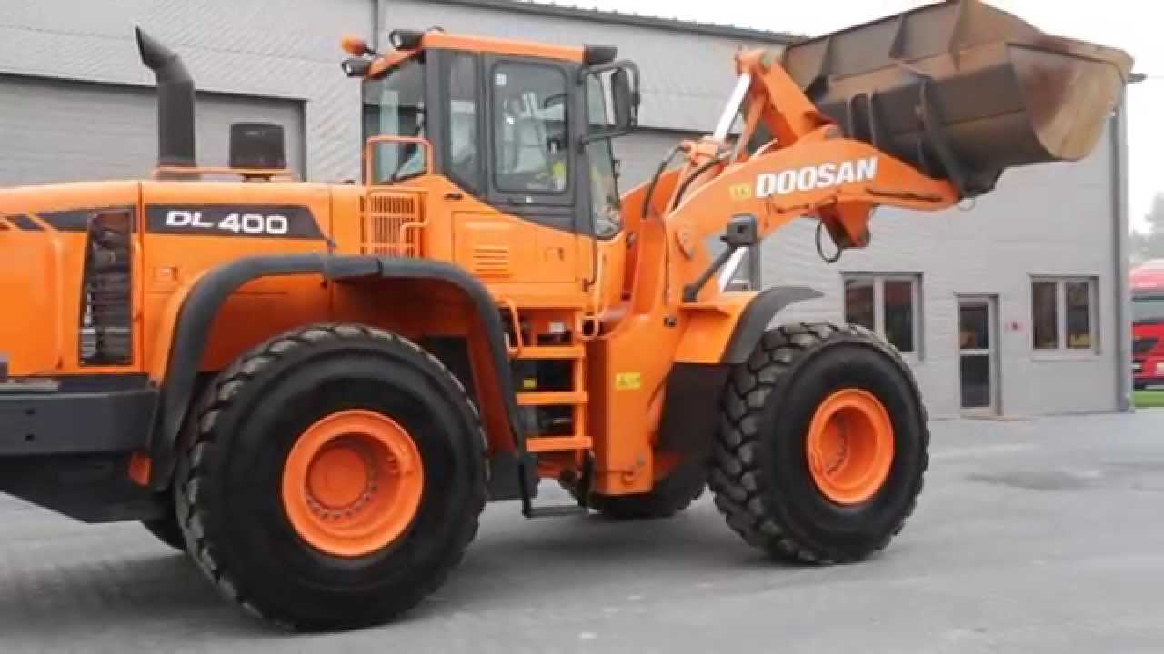 DOOSAN DL 400 - YouTube