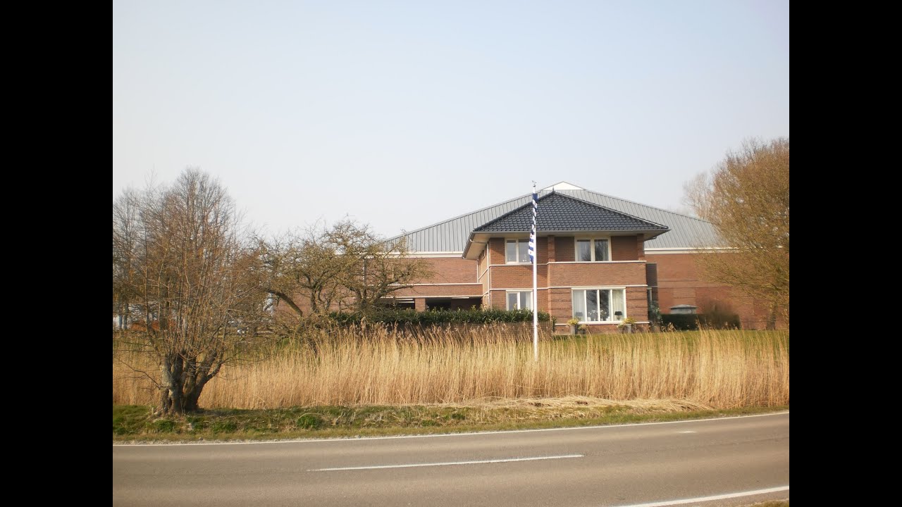Modern Dutch Farm:Boerderij B Reitsma Blije - YouTube