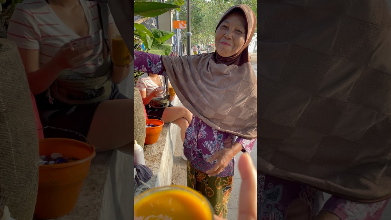 Semoga laris Nggih! #jamu #mbok #jualan #herbal #drink #kunyit - YouTube