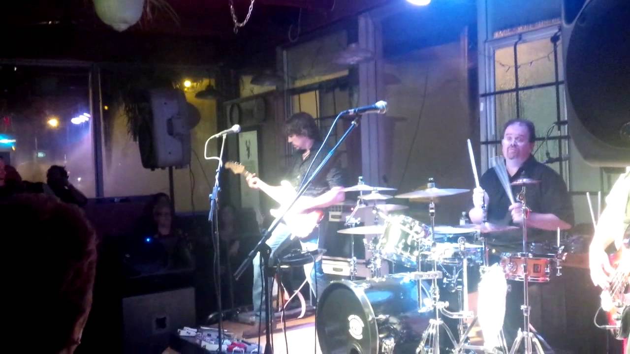 The Marc Muir Trio performing Beatles Medley - YouTube