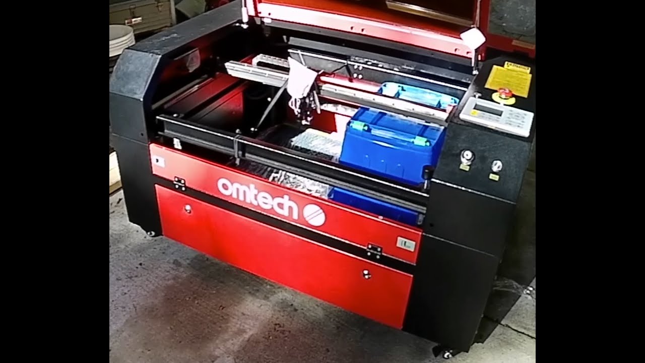 (UNBOXING) OM Tech 80 watt LASER CUTTER! - YouTube