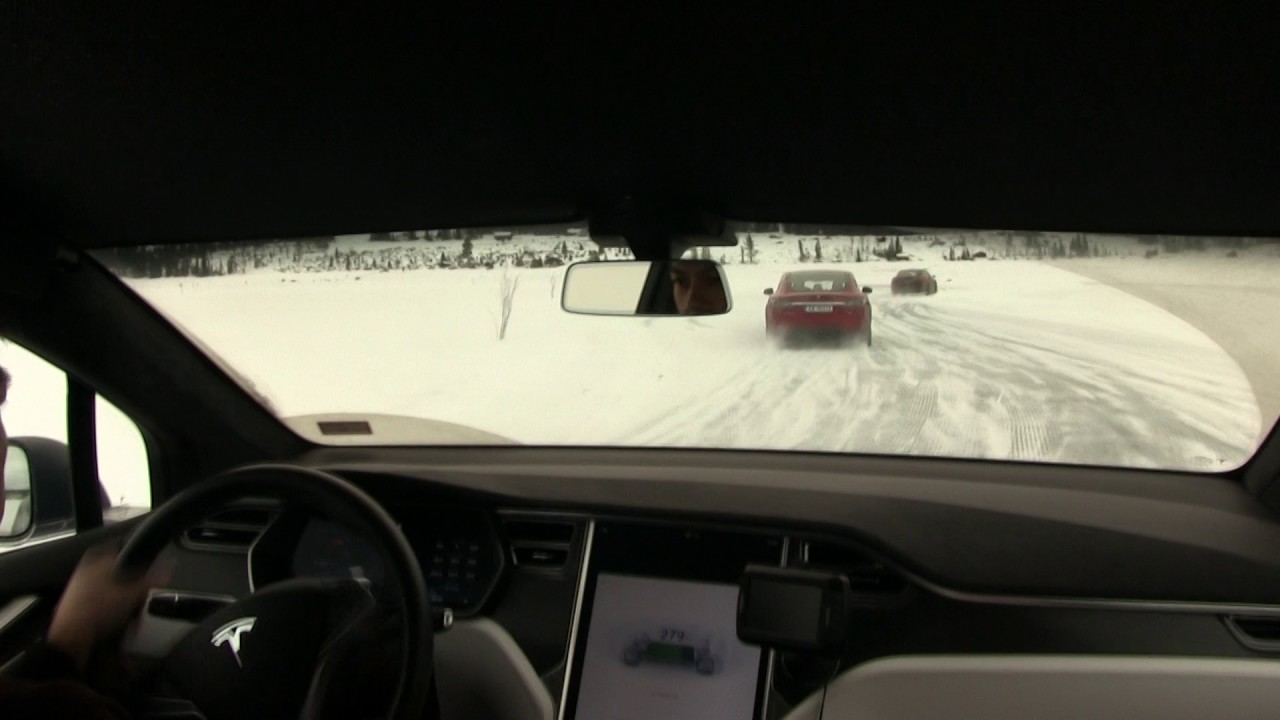 Driving on frozen lake in Golsfjellet - YouTube
