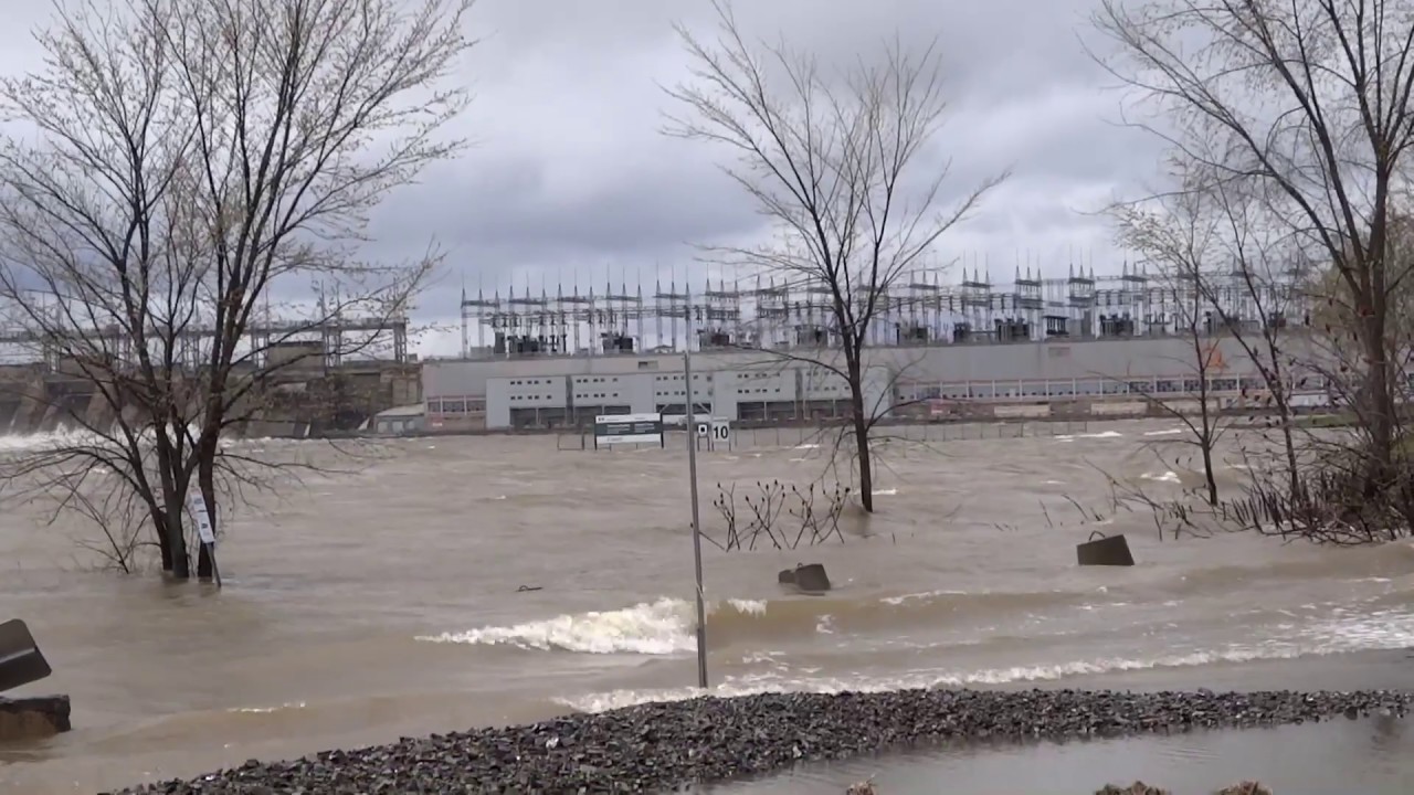flooding below the Carillon Dam, Rivière des Outaouais, 2017-05-08 ...