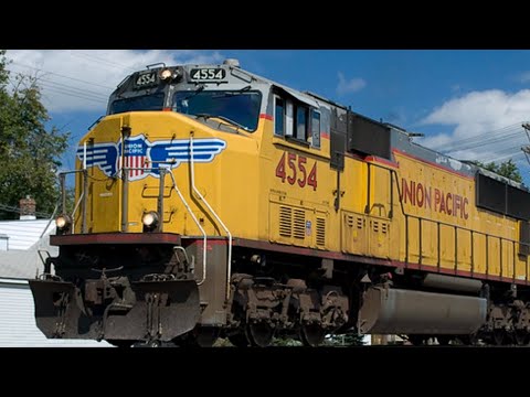 Short Manifest With UP 4554 SD70M Leading For The 1st Time In 2 Years - YouTube