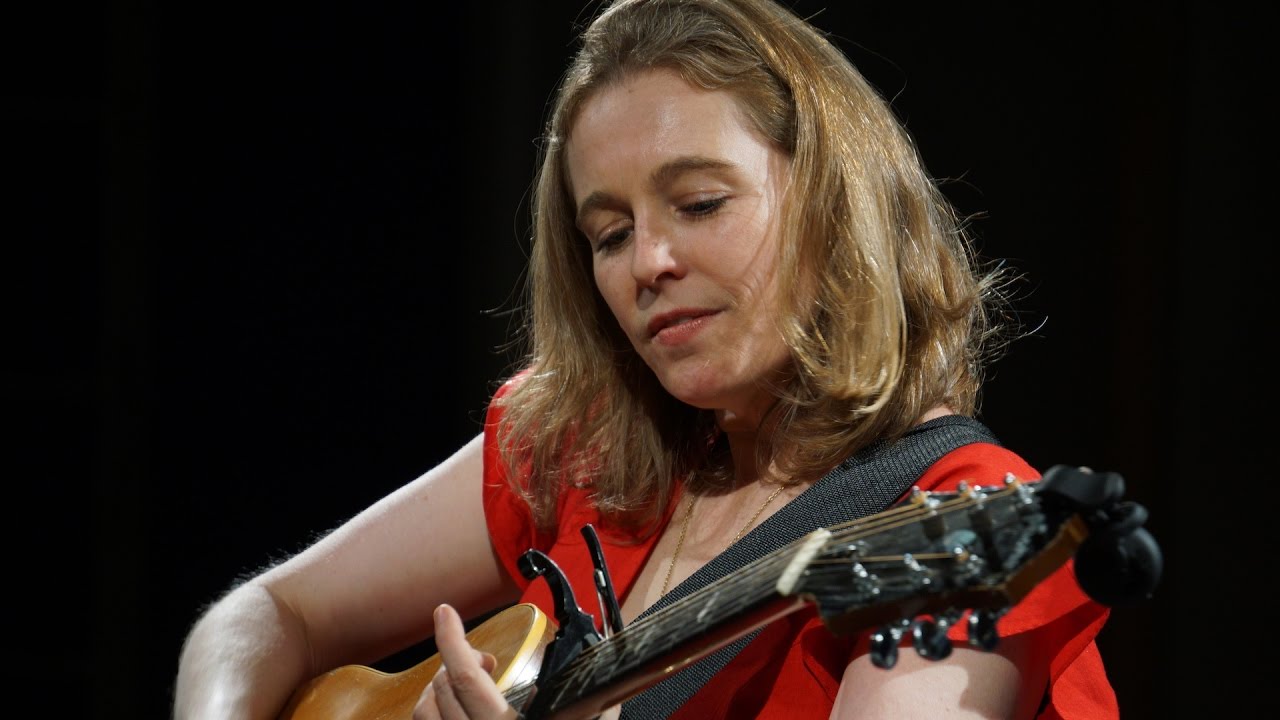 Tift Merritt - 'Dusty Old Man' I The Bridge 909 in Studio - YouTube