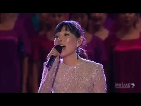 Dami Im - Away In A Manger - Carols in the Domain 2015 high pitch 02 - YouTube