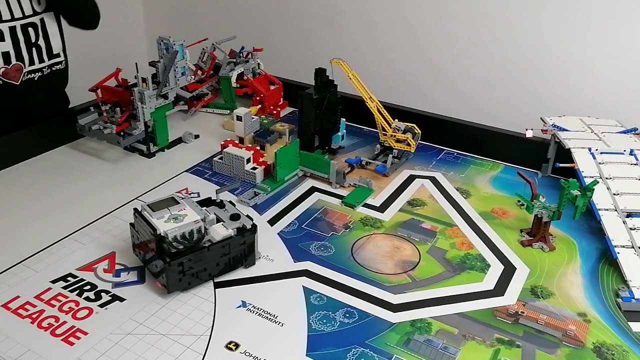 RoboSoncki | RoboSuns - FLL City Shaper Robot Game - YouTube
