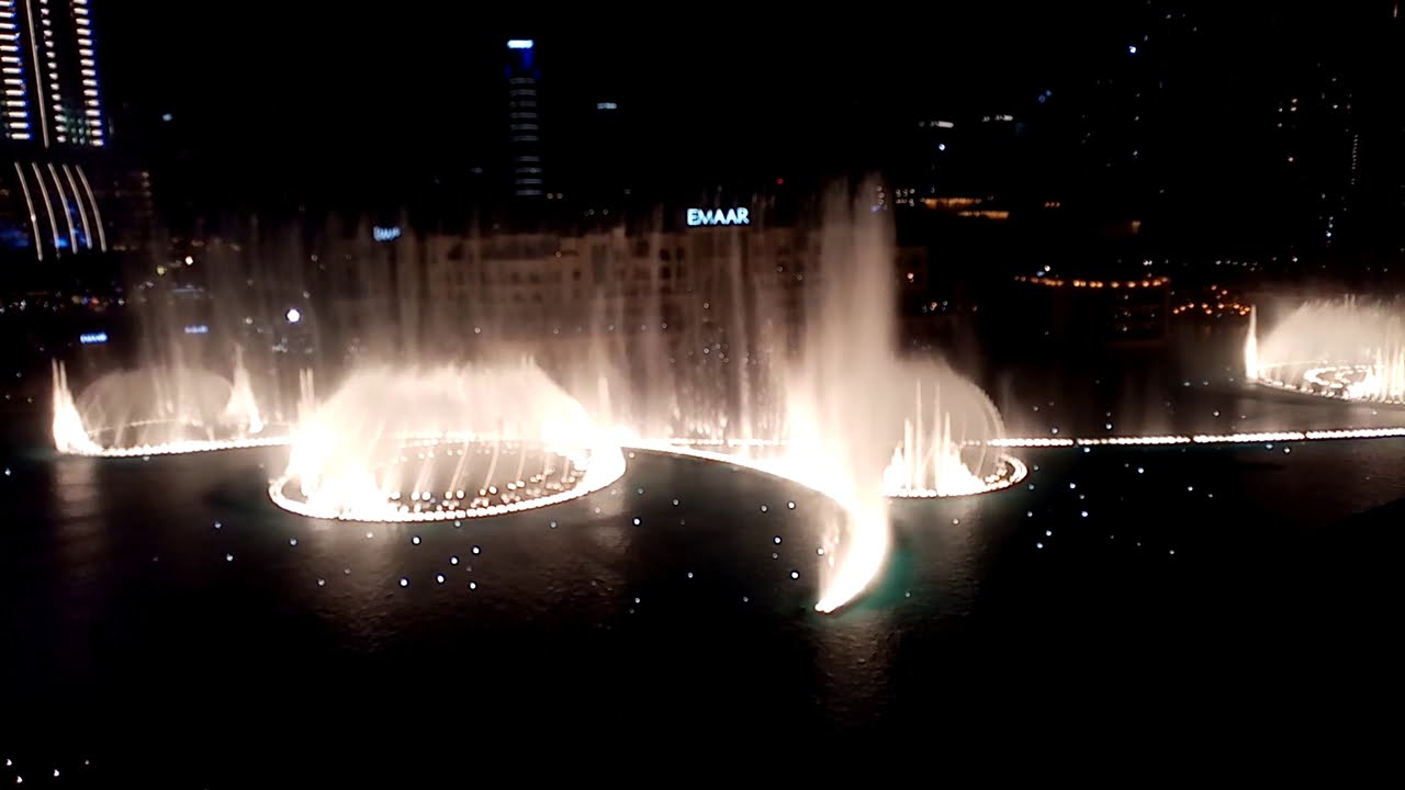 Dubai water fountain show 31 night to New year - YouTube