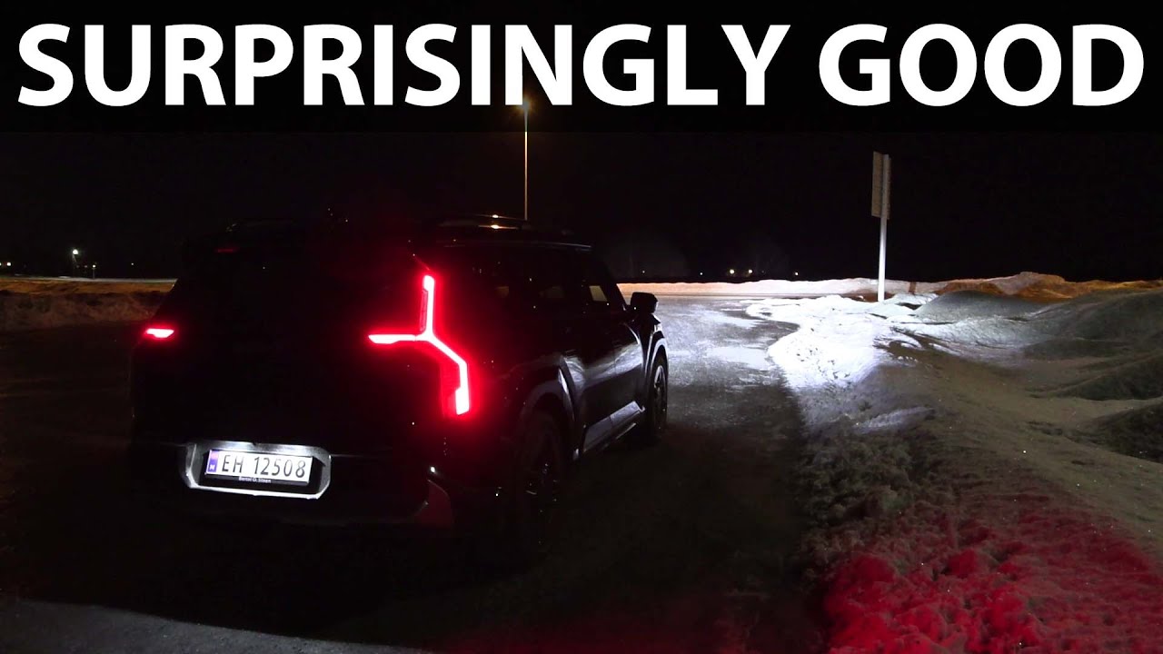 Kia EV9 LED matrix headlights test - YouTube