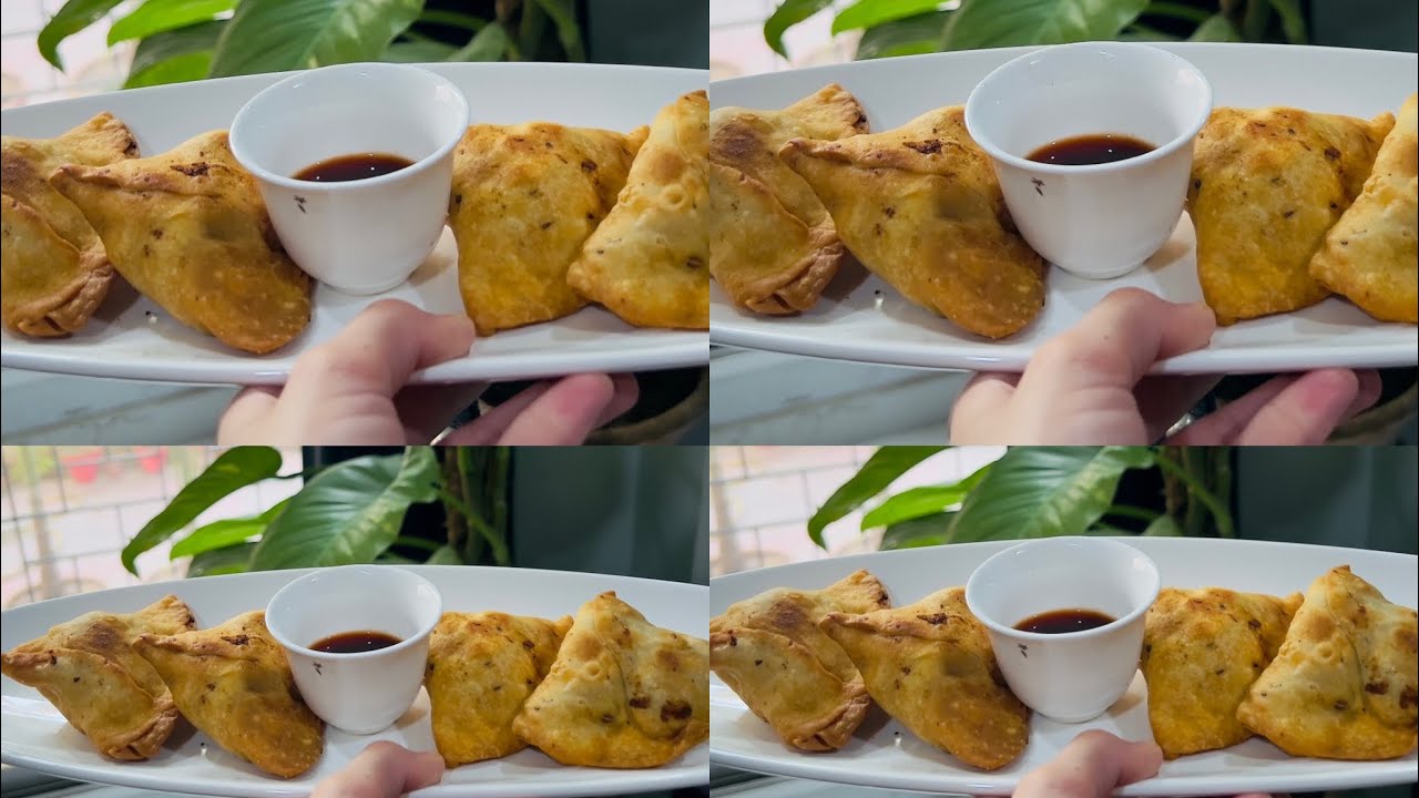 Street style Aloo Samosa - YouTube