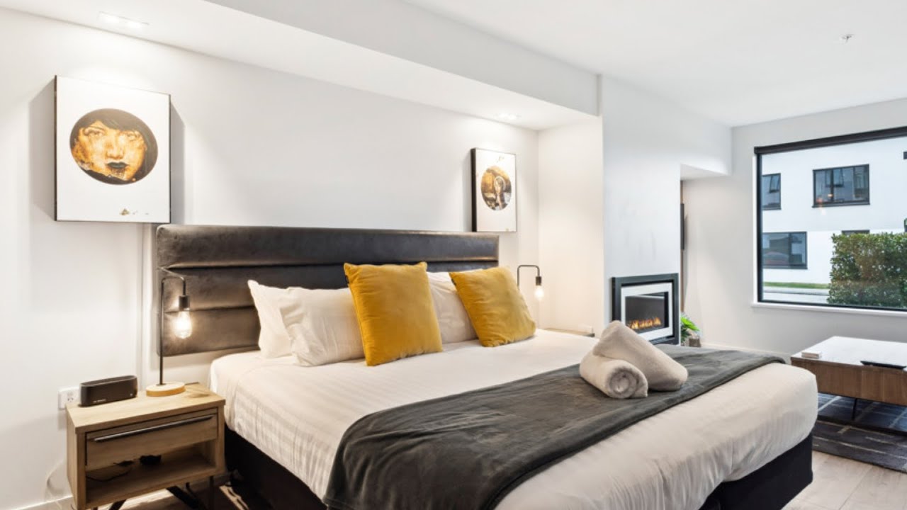4/2 Powder Terrace, Arthurs Point - YouTube
