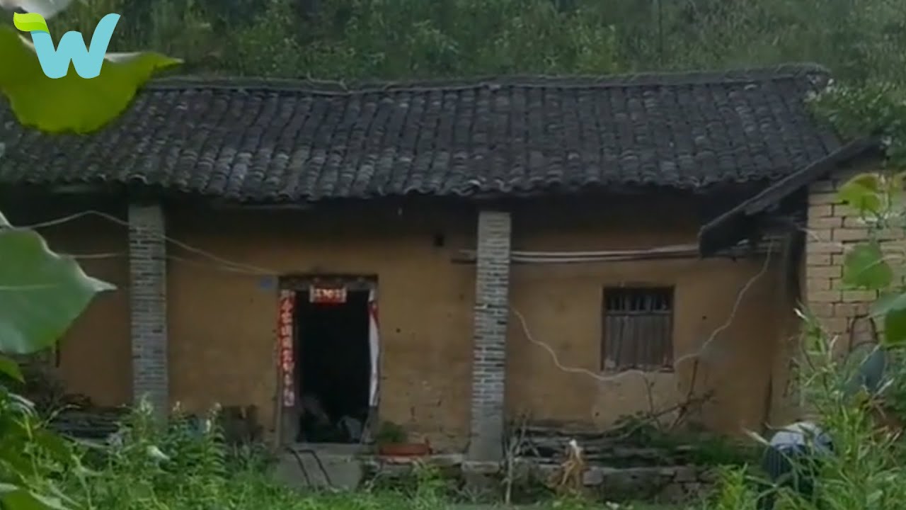 The single man renovates old house in the mountains ~ Helping parents ...
