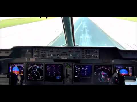 MD80 Hard Landing at Miami Airport - YouTube