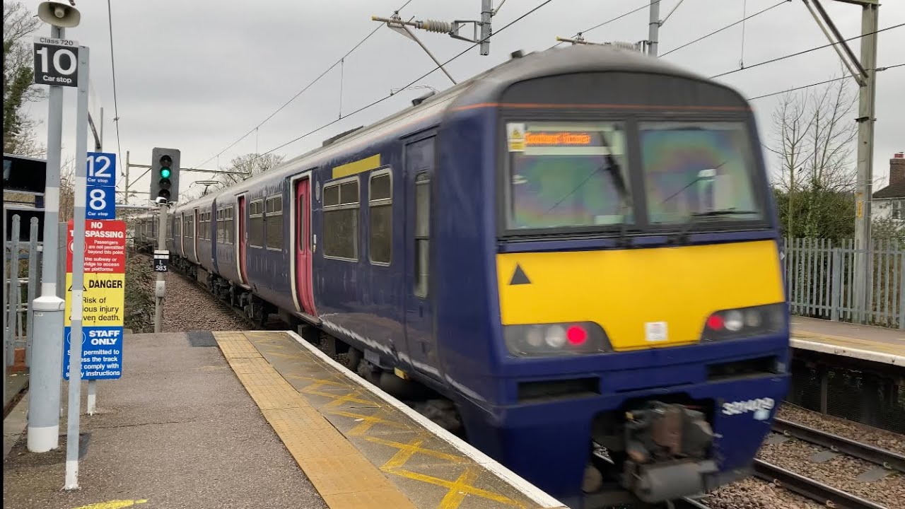 Greater Anglia Class 321 424 & 321 409 Departs Rayleigh To Southend ...