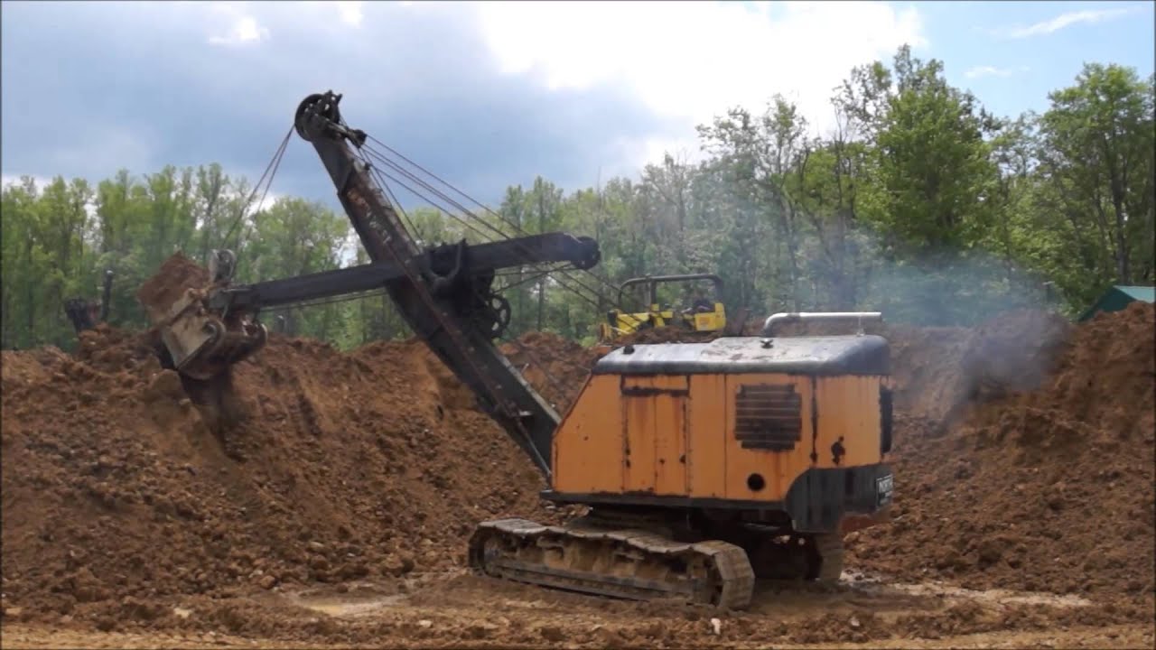 Northwest Model 6 Shovel - Mechanical Controls + D9 - YouTube