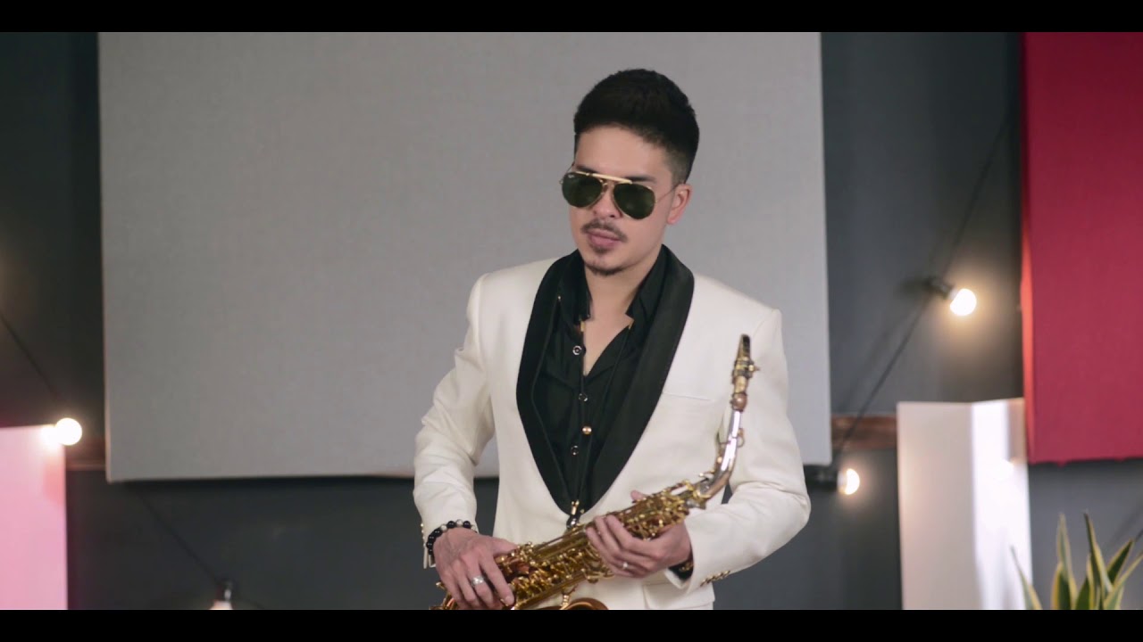 Lãng Quên Chiều Thu - Saxophone Ta Trung Duc - YouTube