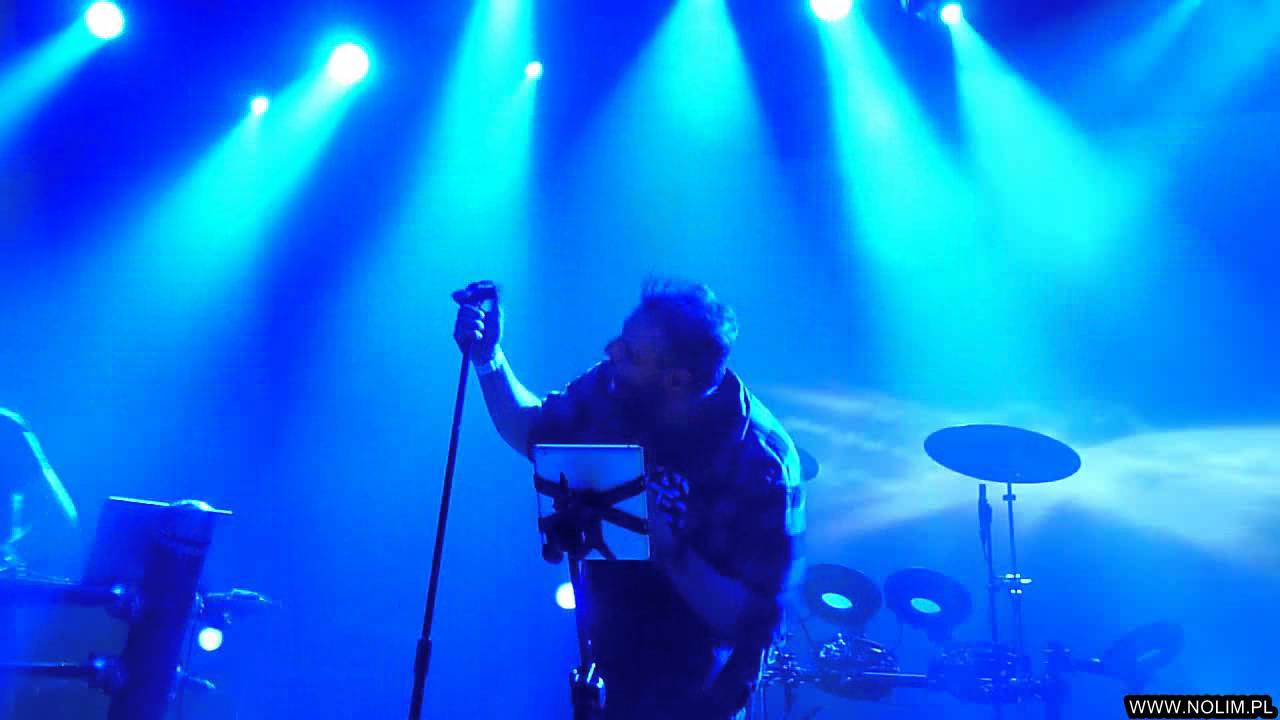 Neuroticfish - Is it dead [Warsaw Dark Electro Festival] - YouTube