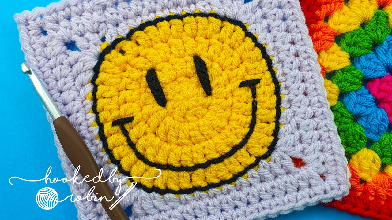 Crochet Smiley Face Granny Square - YouTube