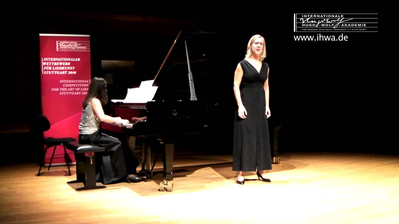 Steinunn Skjenstad / Eva Barta - Duo Nr21 - YouTube