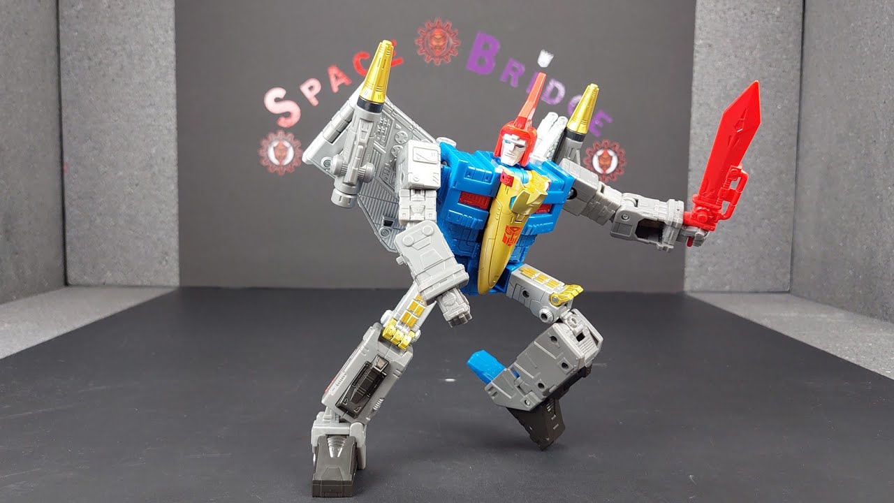 Transformers Studio Series 86 Leader Class Swoop figura bemutatása ...