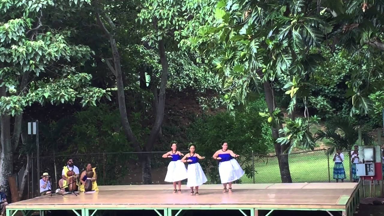 Dance Maui 2015 Na 'Opio of Halau Hula Kauluokala/Hula Kahiko - YouTube