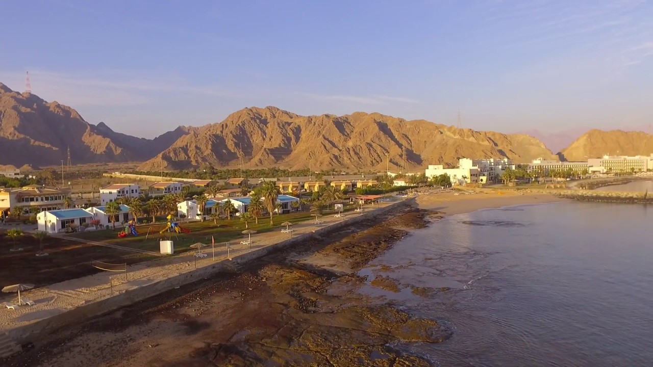 Dibba Rock Snorkling - YouTube