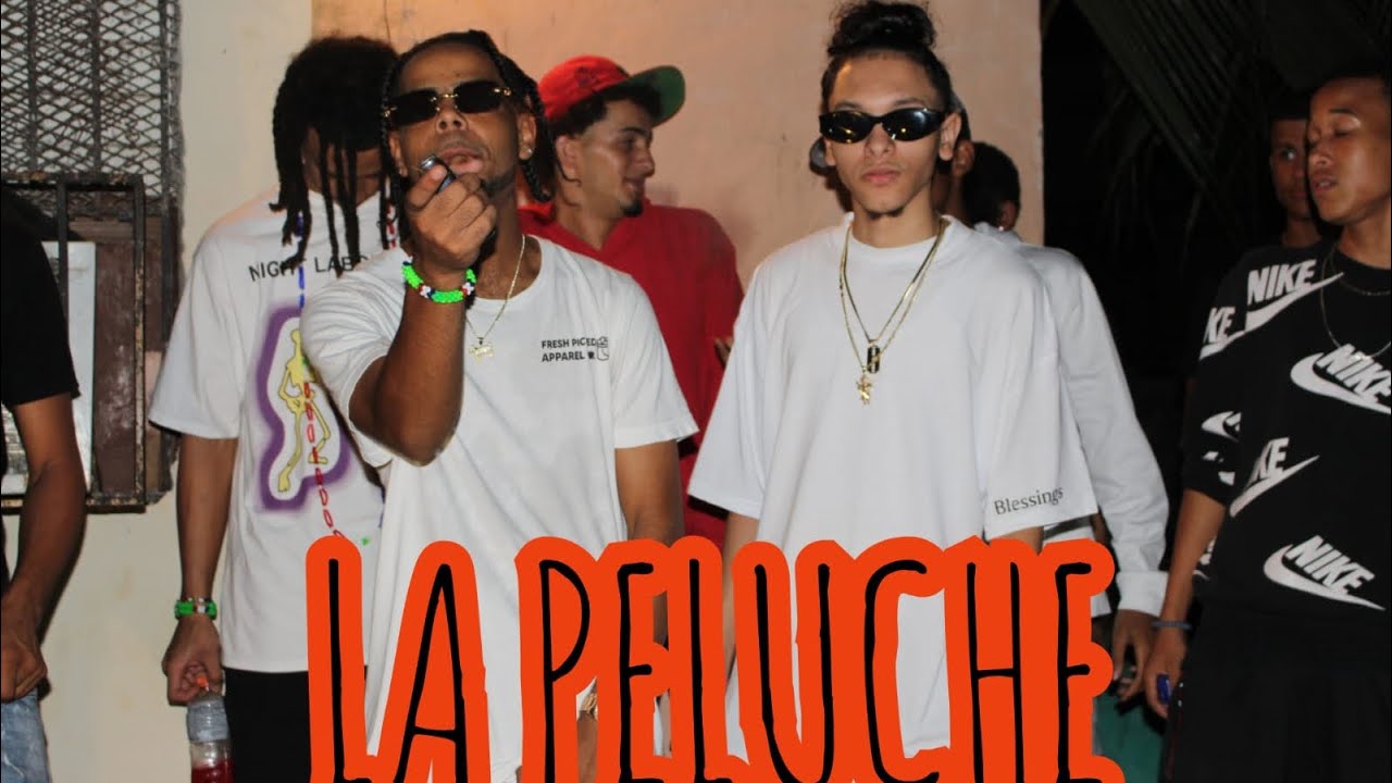 KIWI GANG SHAINT LM -LA PELUCHE DE MI BLOQUE (VIDEO OFICIAL) - YouTube