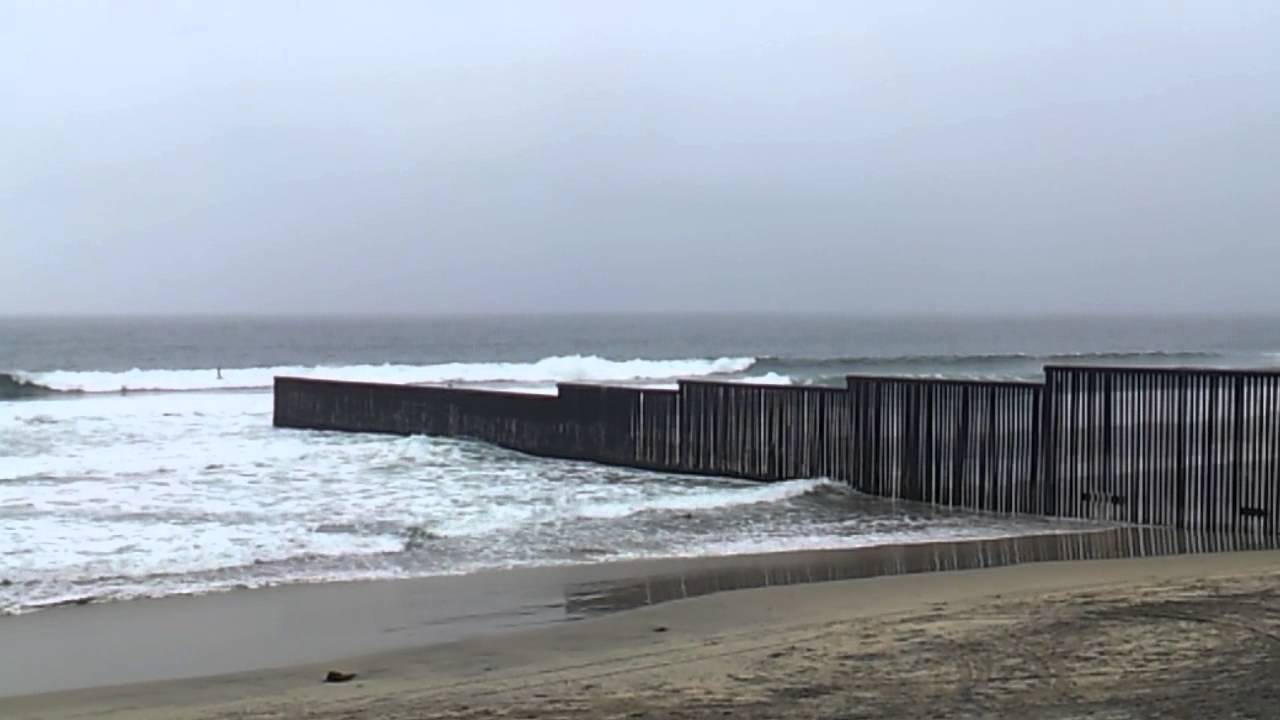 La linea de tijuana - YouTube