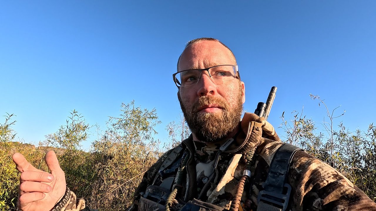 This Hunt Went From Bad To Good! || Solo Public Land Duck Hunting - YouTube