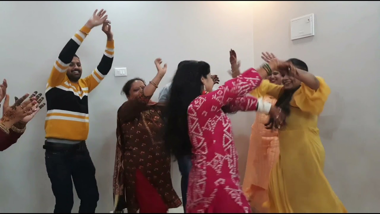 Mehndi Dance Function of Bride || Group Dance performances - YouTube