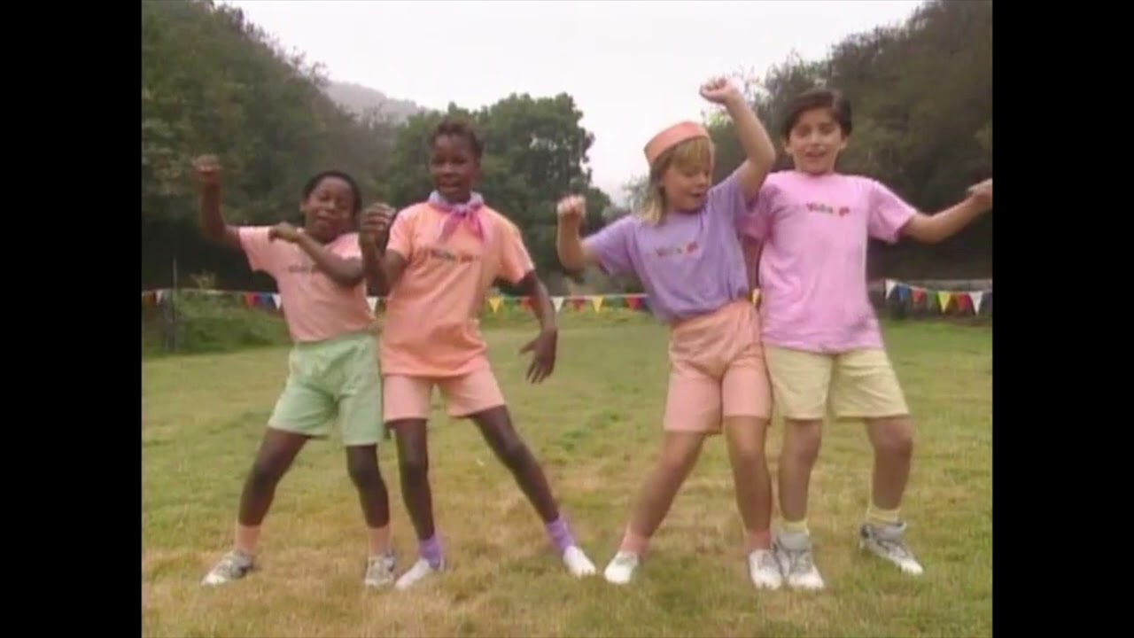 Kidsongs - Boom Boom, Ain't It Great To Be Crazy? (A-capella) - YouTube