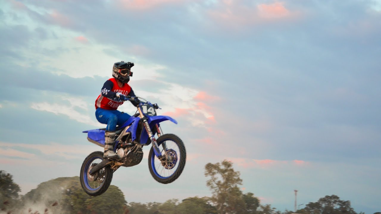 Pista de motocross braaap park rozo - colombia - YouTube