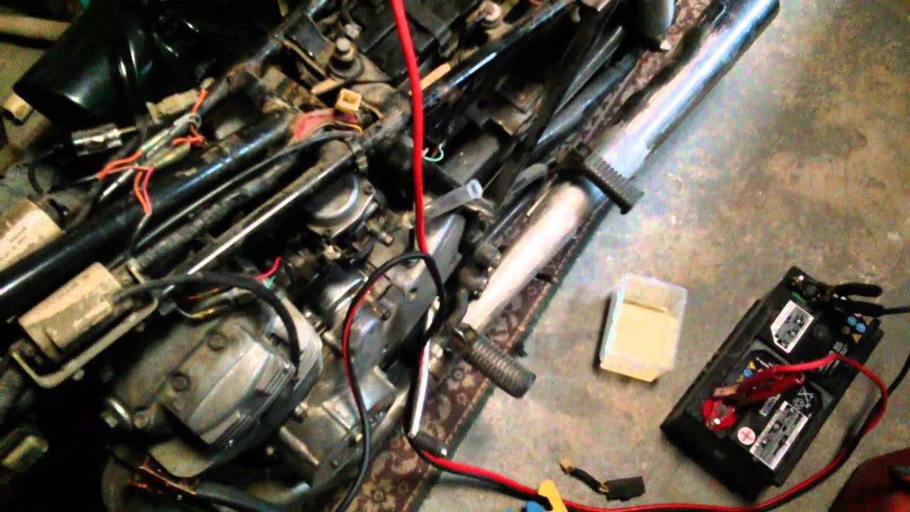 XS400d After Valves Reground - YouTube