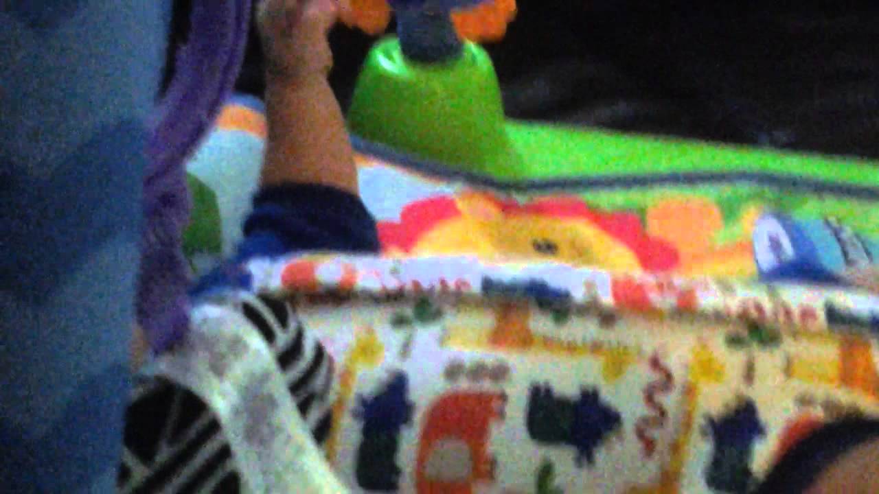 Baby carlitos - YouTube