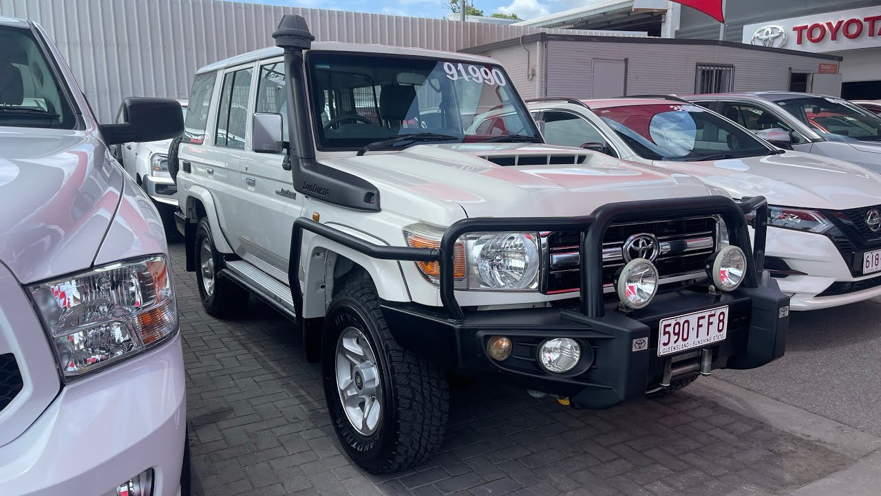 2016 Toyota Landcruiser 76 Series GXL - YouTube