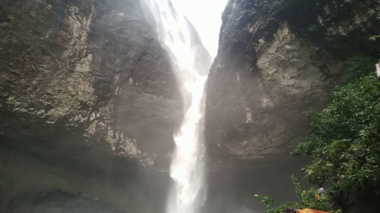 Devkund Waterfalls in Monsoon - YouTube