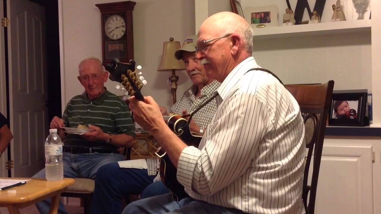 Tony Rothrock composes a song around Woody Woodpecker - YouTube