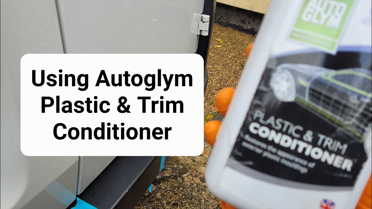 Using Autoglym Plastic & Trim Conditioner Side By Side Demonstration ...