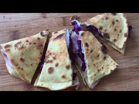 How to Make Italian Wraps ( Piadine ) - YouTube