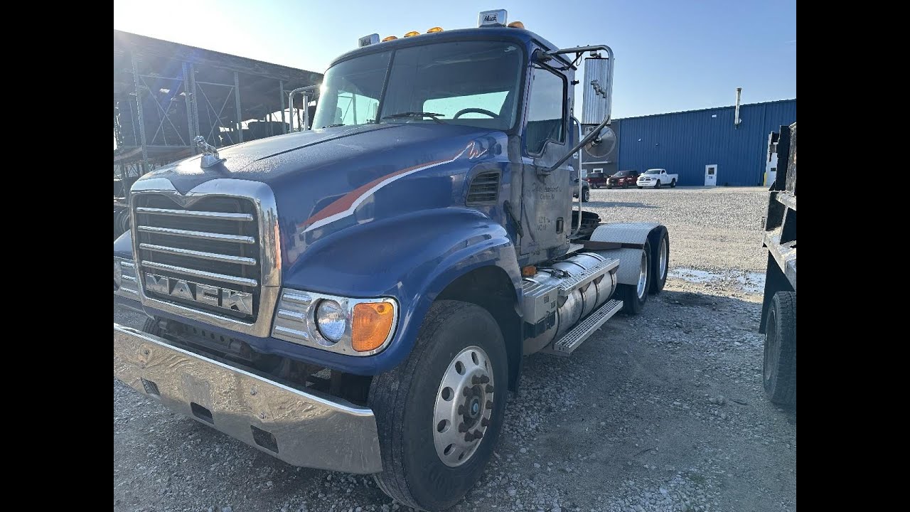 2005 Mack CV (GRANITE) - Parts Unit 05MK071 - YouTube