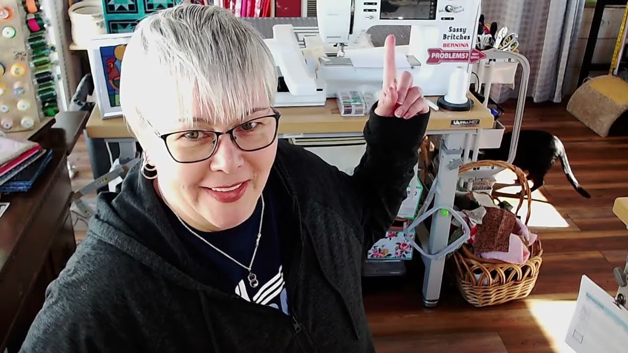 Maple Leaf Tiny Quilt Block - FPP 7" Quilt Block with Lisa Capen ...