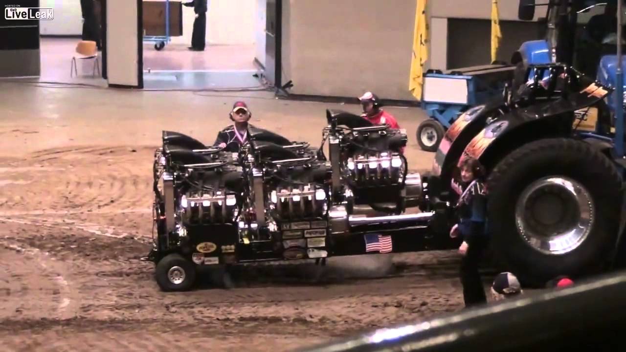 INSANE 5 V8 engines Black Widow Truck pull 4-5 tonnes - YouTube